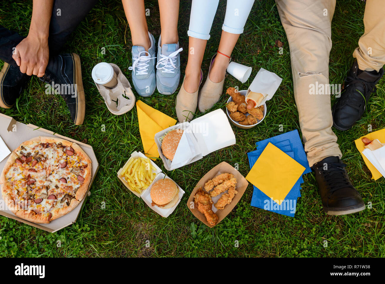 American takeout hi-res stock photography and images - Alamy