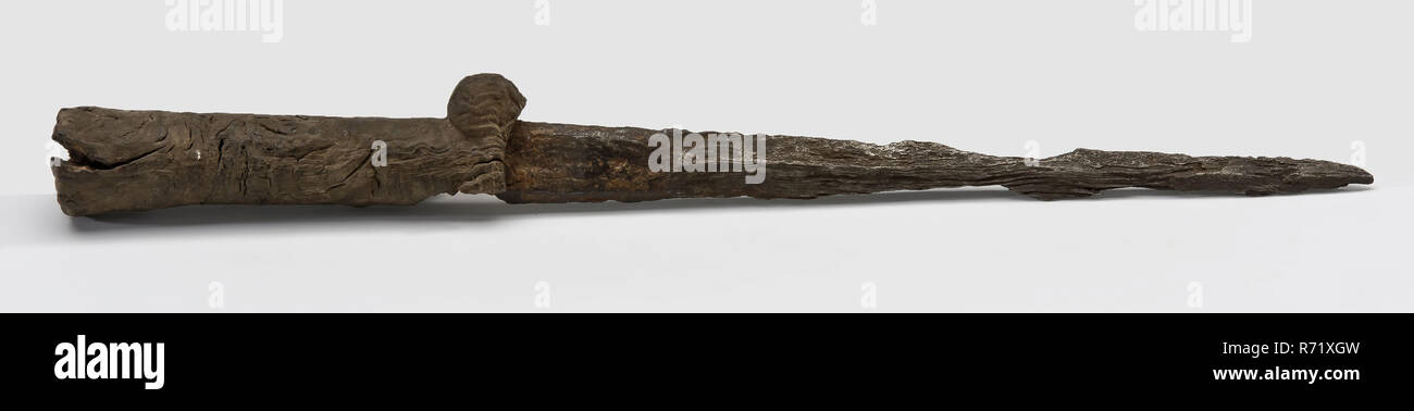 Forged knife hi-res stock photography and images - Alamy