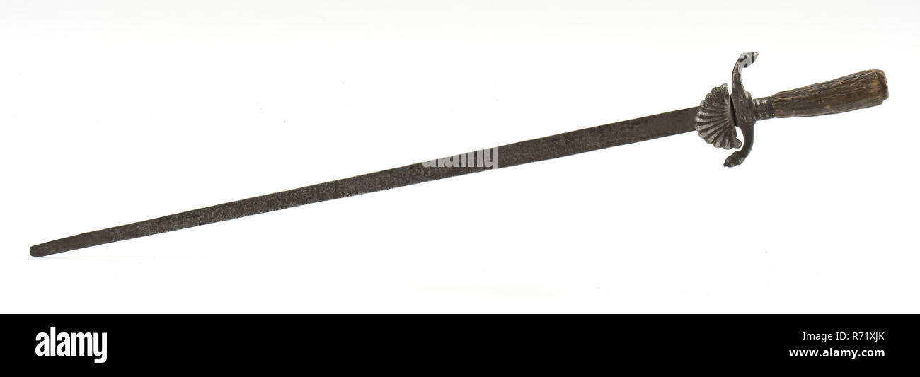 Crossbound hi-res stock photography and images - Alamy