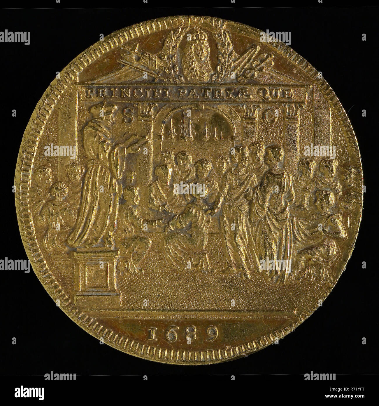 Tooling fee hi-res stock photography and images - Alamy