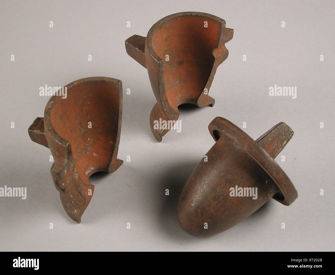 Four part mold hi-res stock photography and images - Alamy