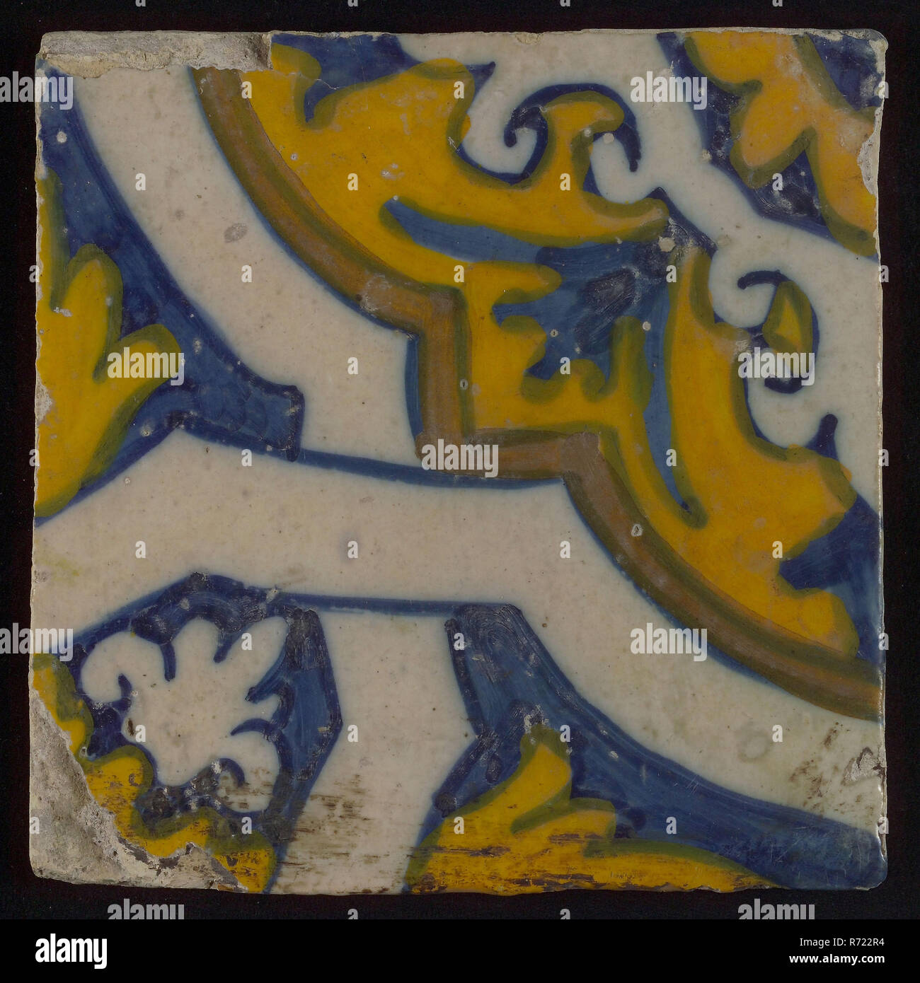 Ornament tile, diagonally across the tile white braid band motif ...