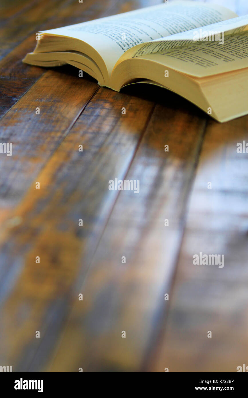 Dog eared hi-res stock photography and images - Alamy