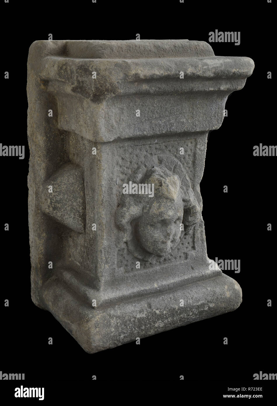 Basement with female head, basement ornament building component ...