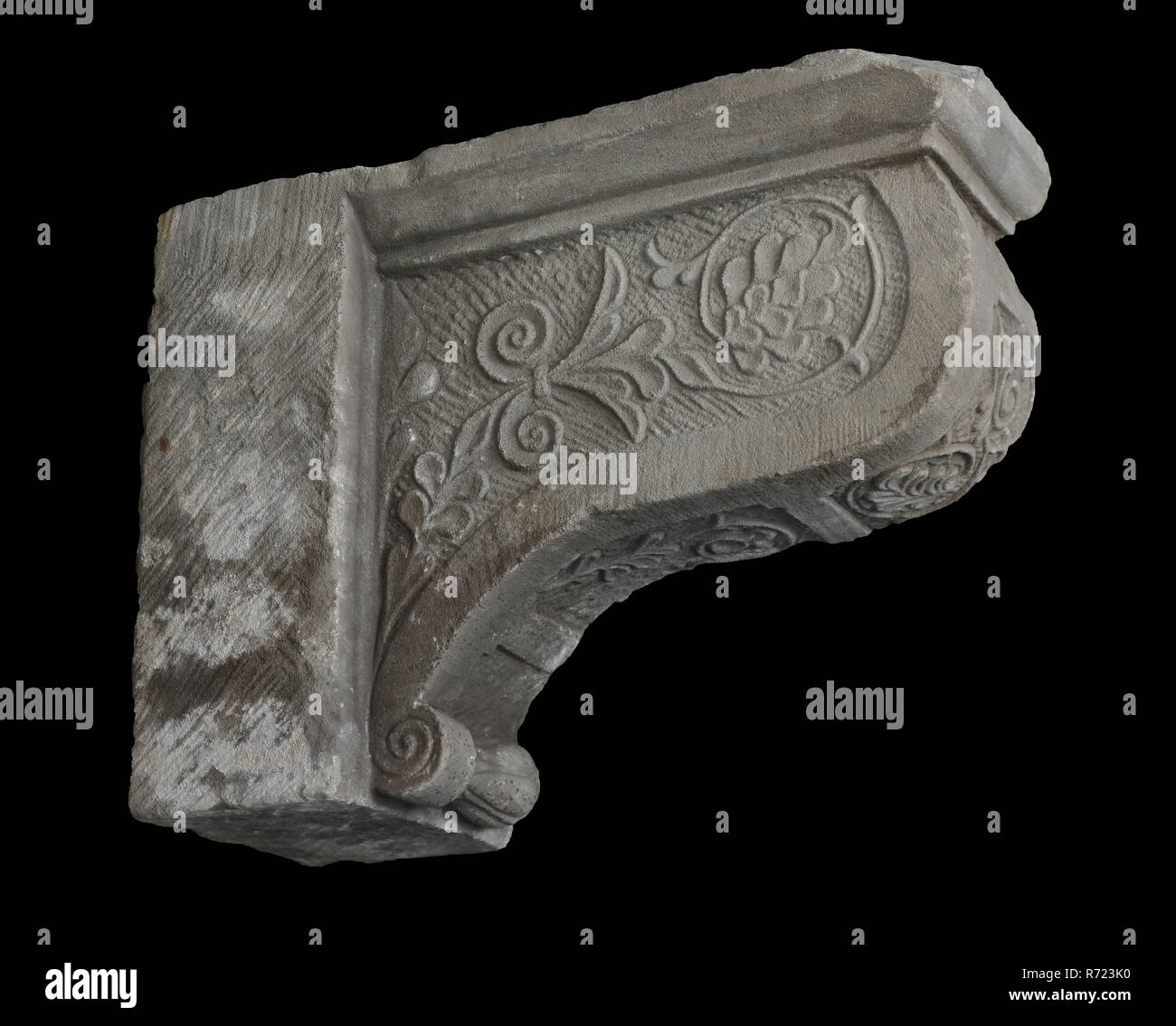 Console with leaf motifs, console construction element sandstone stone ...