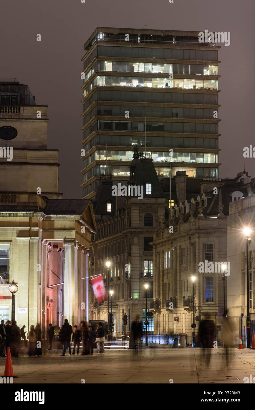 1950s london road hi-res stock photography and images - Alamy