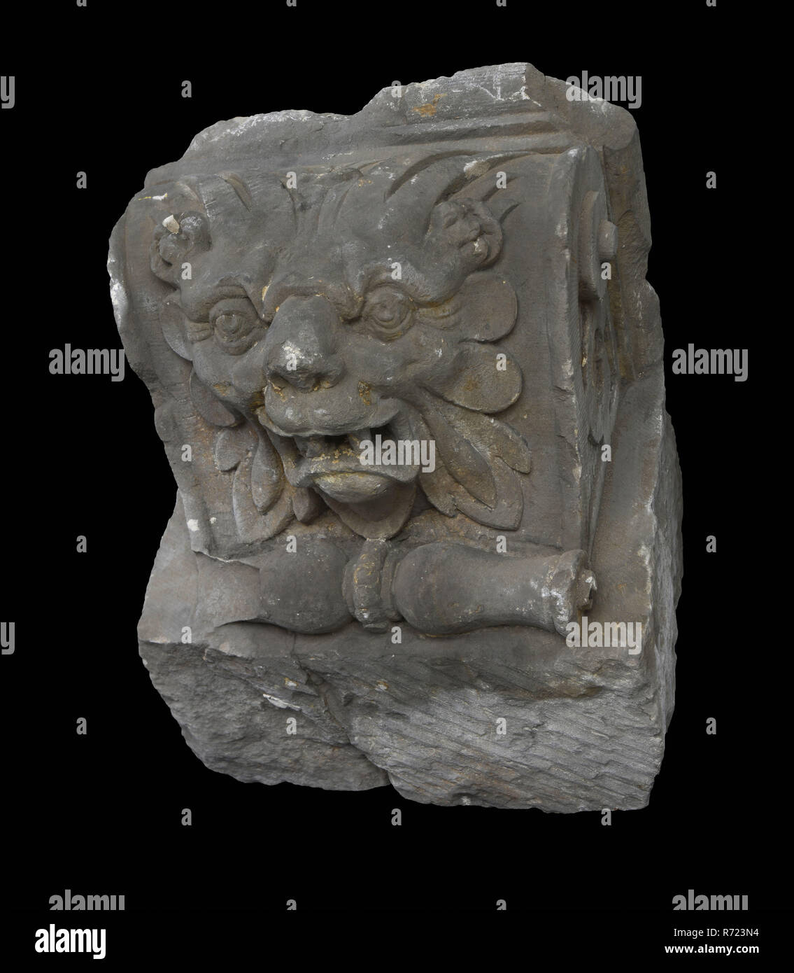 Console with lion head, sides decorated in abstract, console ...