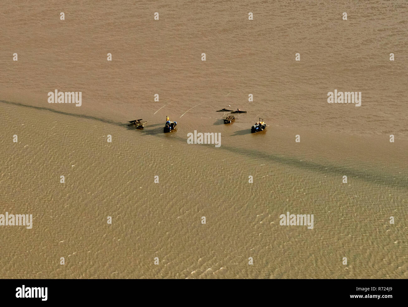 Cockle pickers at work hi-res stock photography and images - Alamy
