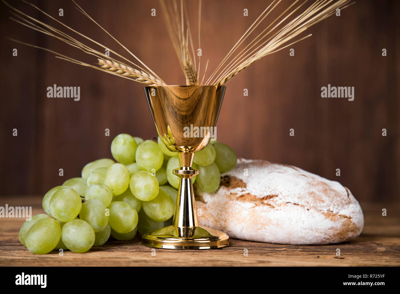 Sacrament of communion Stock Photo - Alamy