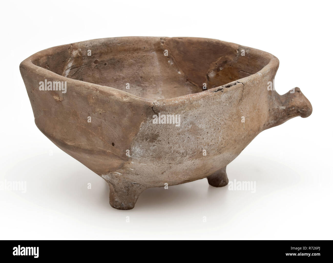 Pottery test, square model with round bottom, knob as handle, unglazed ...