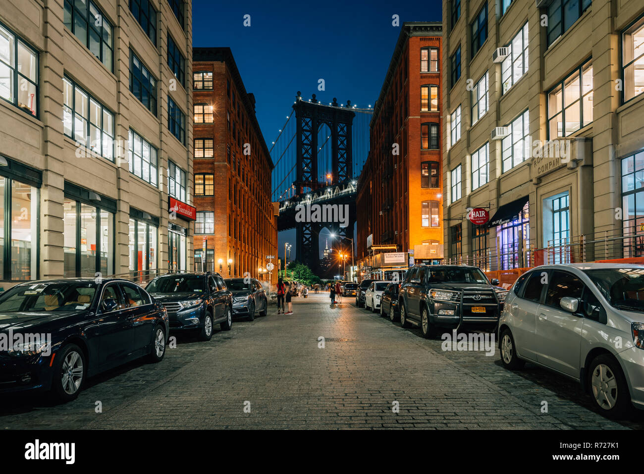 Washington Street and the Manhattan Bridge at night, in DUMBO, Brooklyn ...