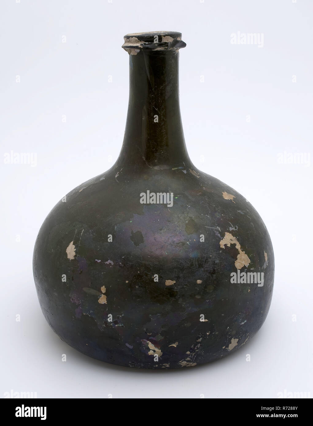 Bulbous bottle, belly bottle bottle holder soil find glass, neck with ...