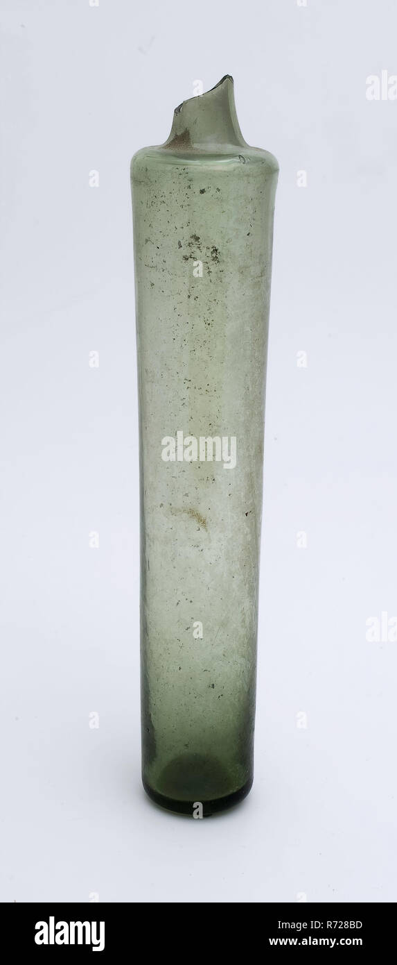 Eau de colognefles hi-res stock photography and images - Alamy