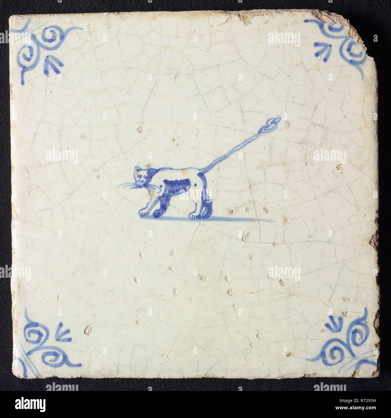 Animal tile, walking panther with very long tail in which knot to the ...