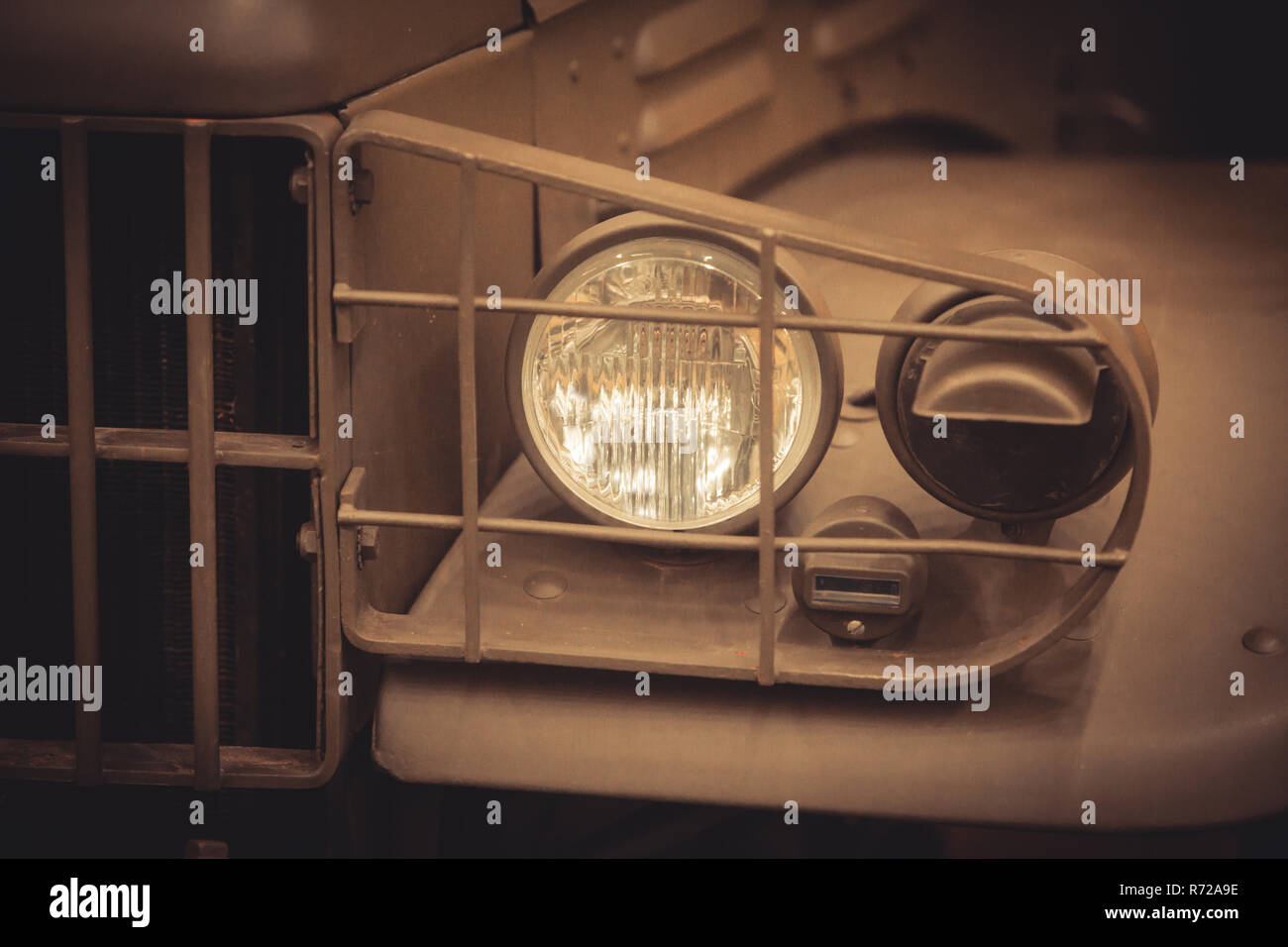 Vintage car headlight Stock Photo - Alamy