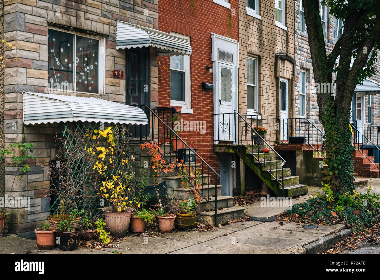 Row homes in Remington, Baltimore, Maryland Stock Photo - Alamy