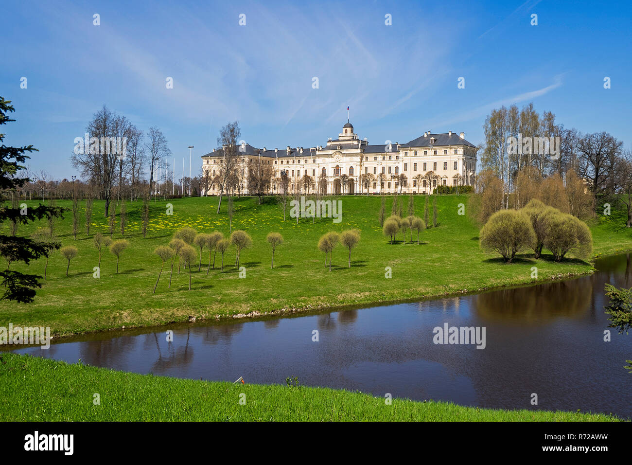 Konstantin palace hi-res stock photography and images - Alamy