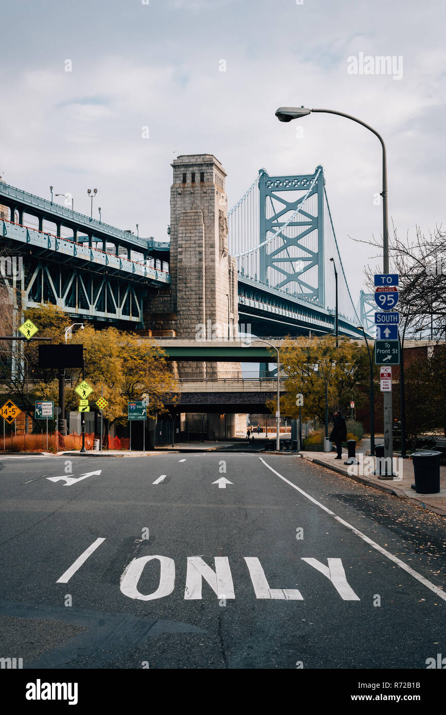 Race Street and the Benjamin Franklin Bridge, in Philadelphia ...