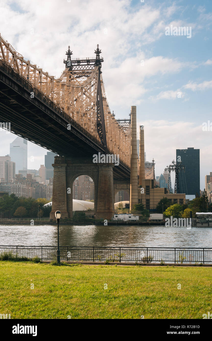 Queensbridge hi-res stock photography and images - Alamy