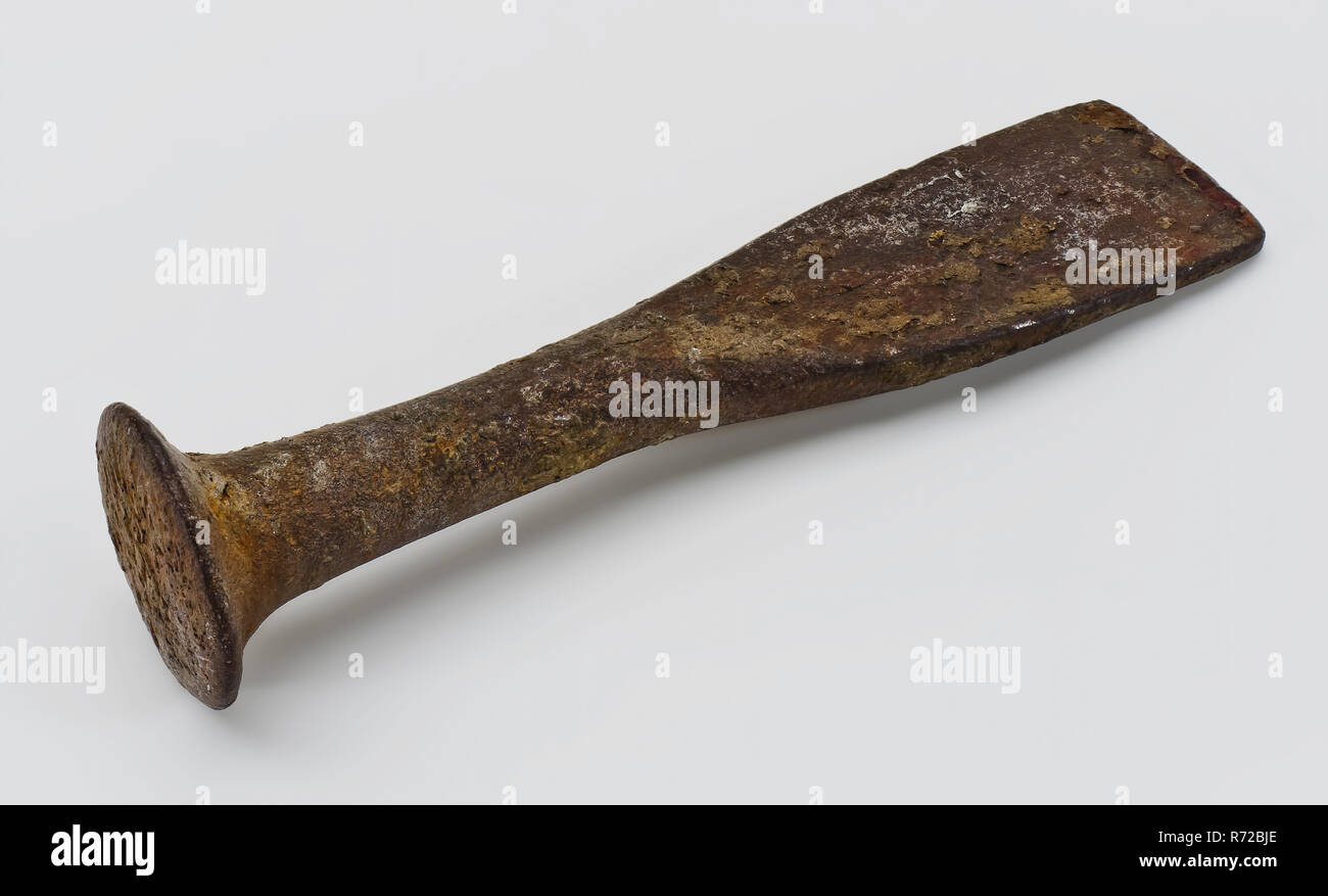 Wide chisel hi-res stock photography and images - Alamy