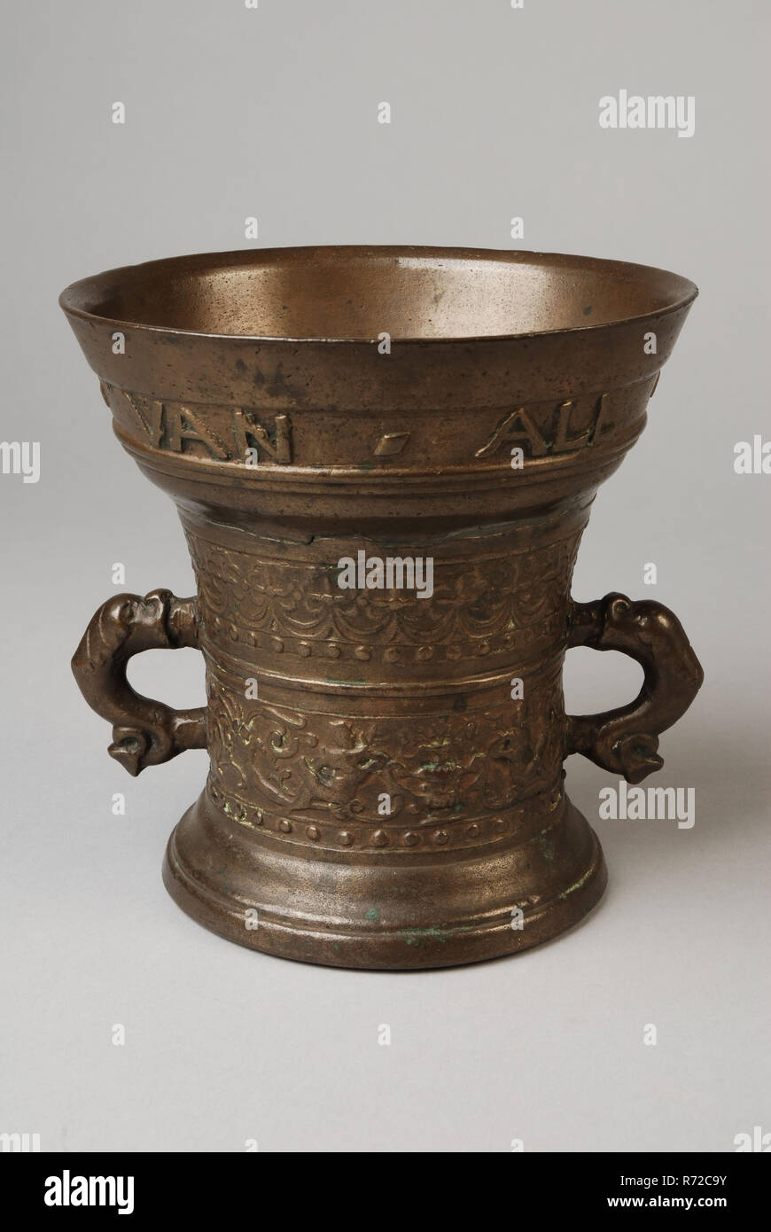 Donor wide hi-res stock photography and images - Alamy