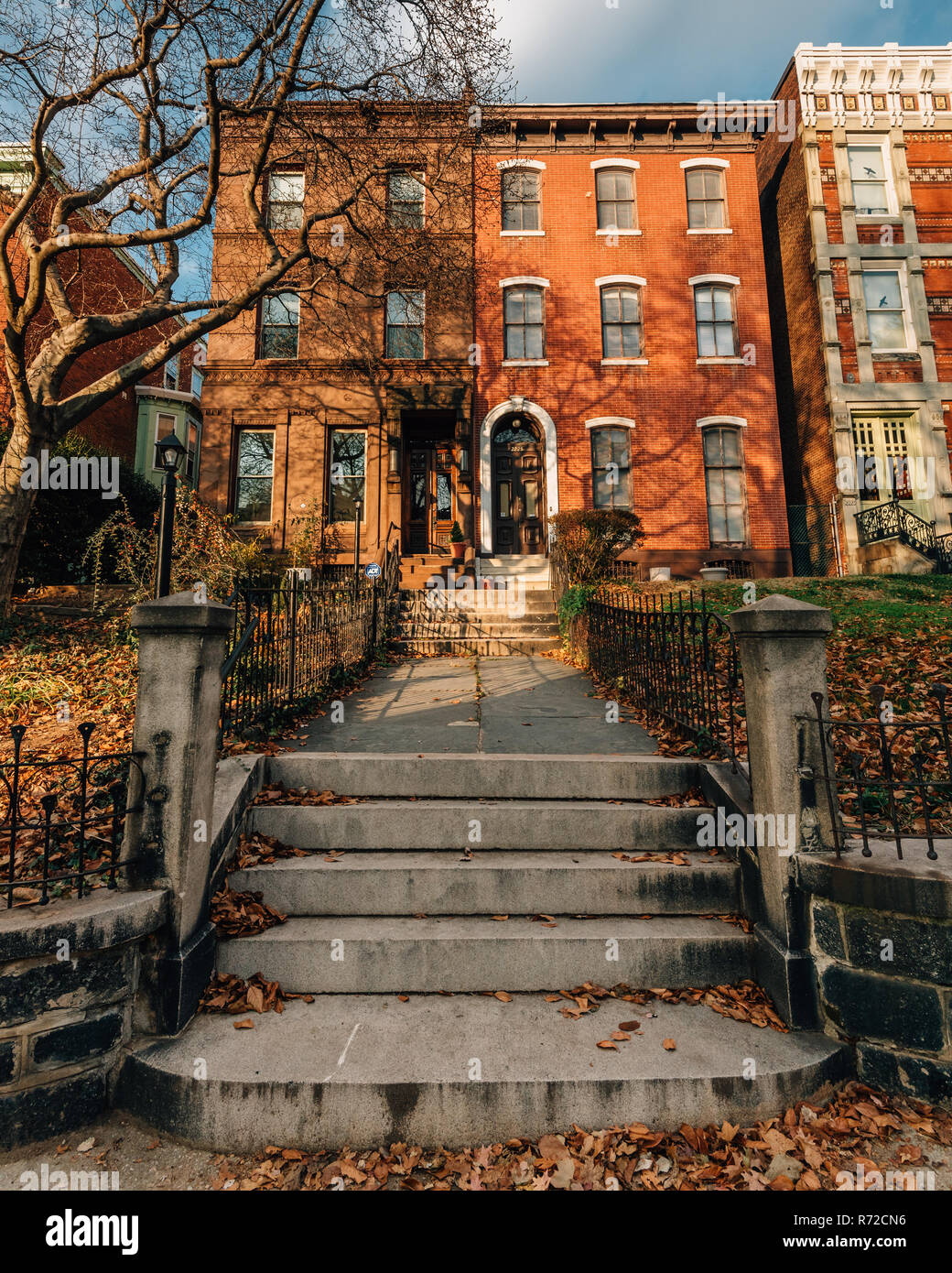 Houses in Spring Garden, Philadelphia, Pennsylvania Stock Photo - Alamy