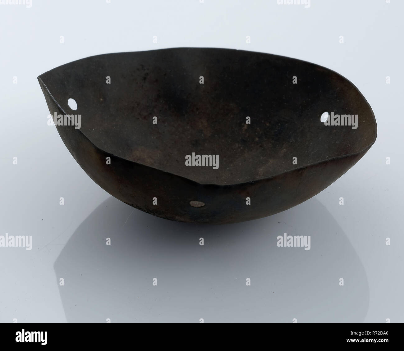 Brass scale hi-res stock photography and images - Alamy