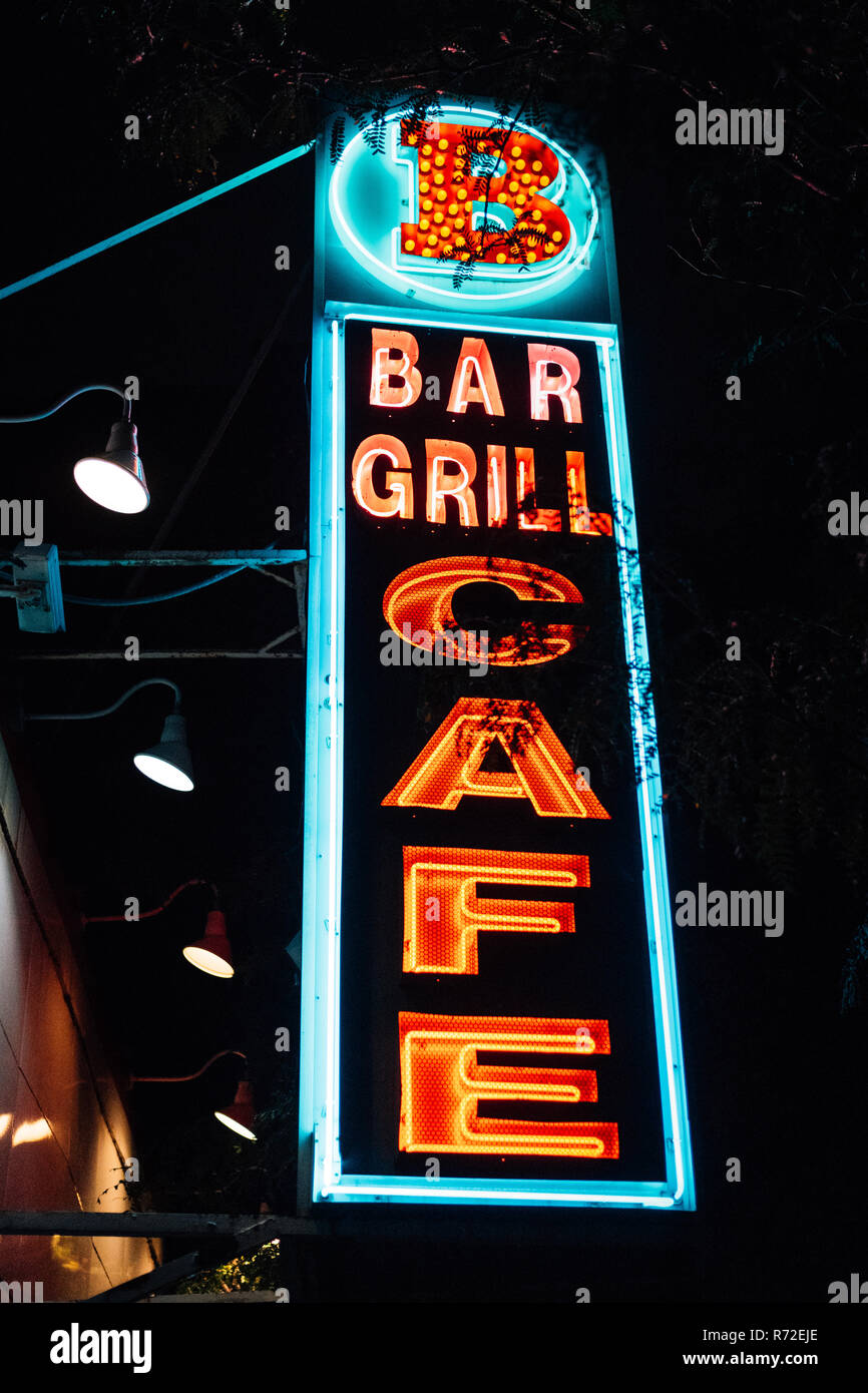 Bar Grill Cafe neon sign, in Manhattan, New York City Stock Photo - Alamy