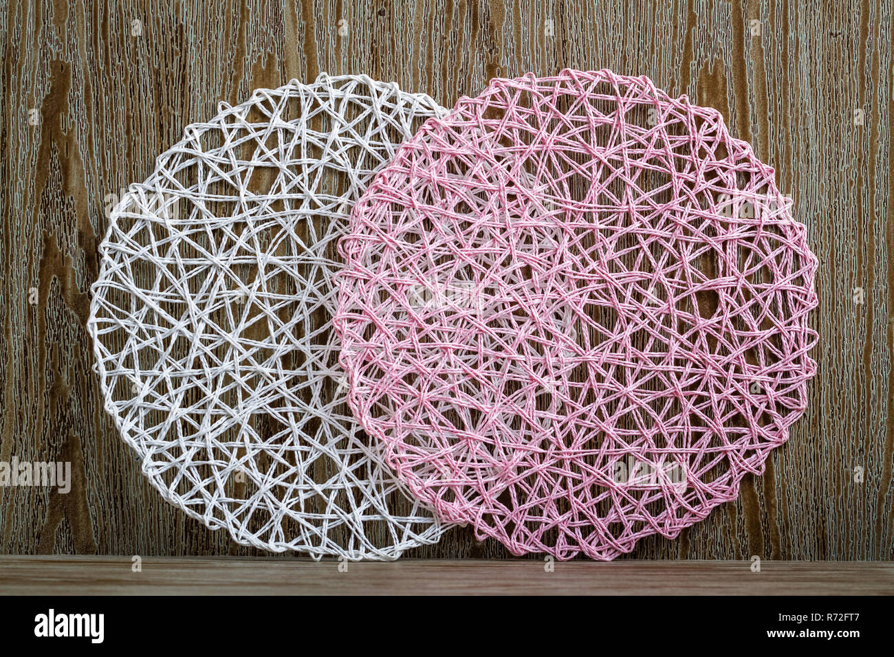 Woven place mats hi-res stock photography and images - Alamy