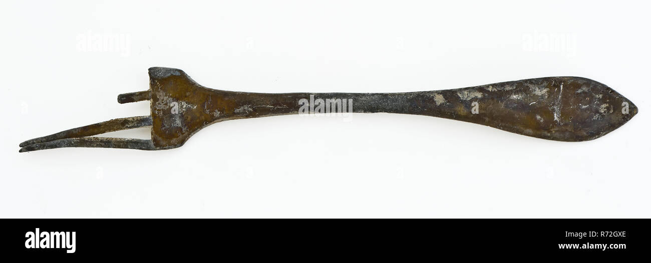 Fork with (originally) four teeth and flat handle with pointed end ...
