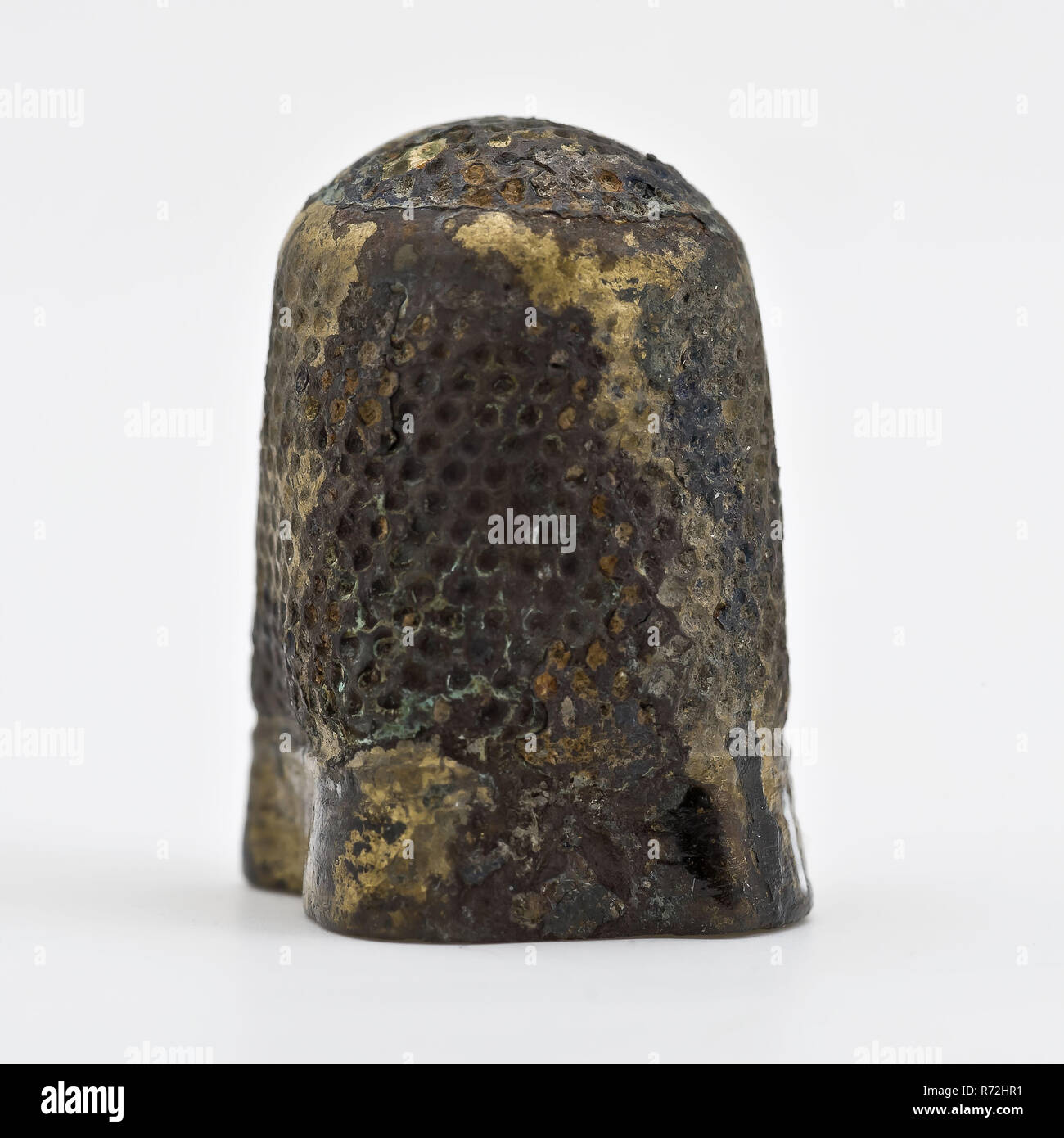 Copper thimble molded with groove at the top, thimble sewing kit soil ...