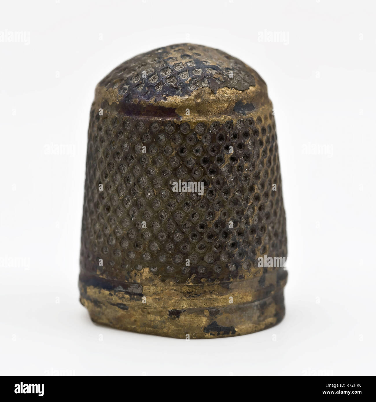 Copper molded thimble with waffle pattern, thimble sewing kit soil find ...
