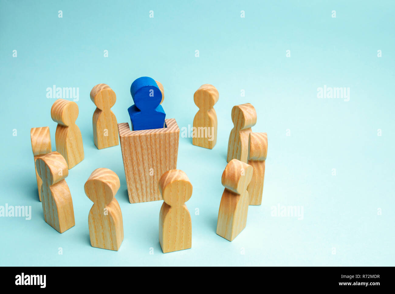 Ceo circle hi-res stock photography and images - Alamy