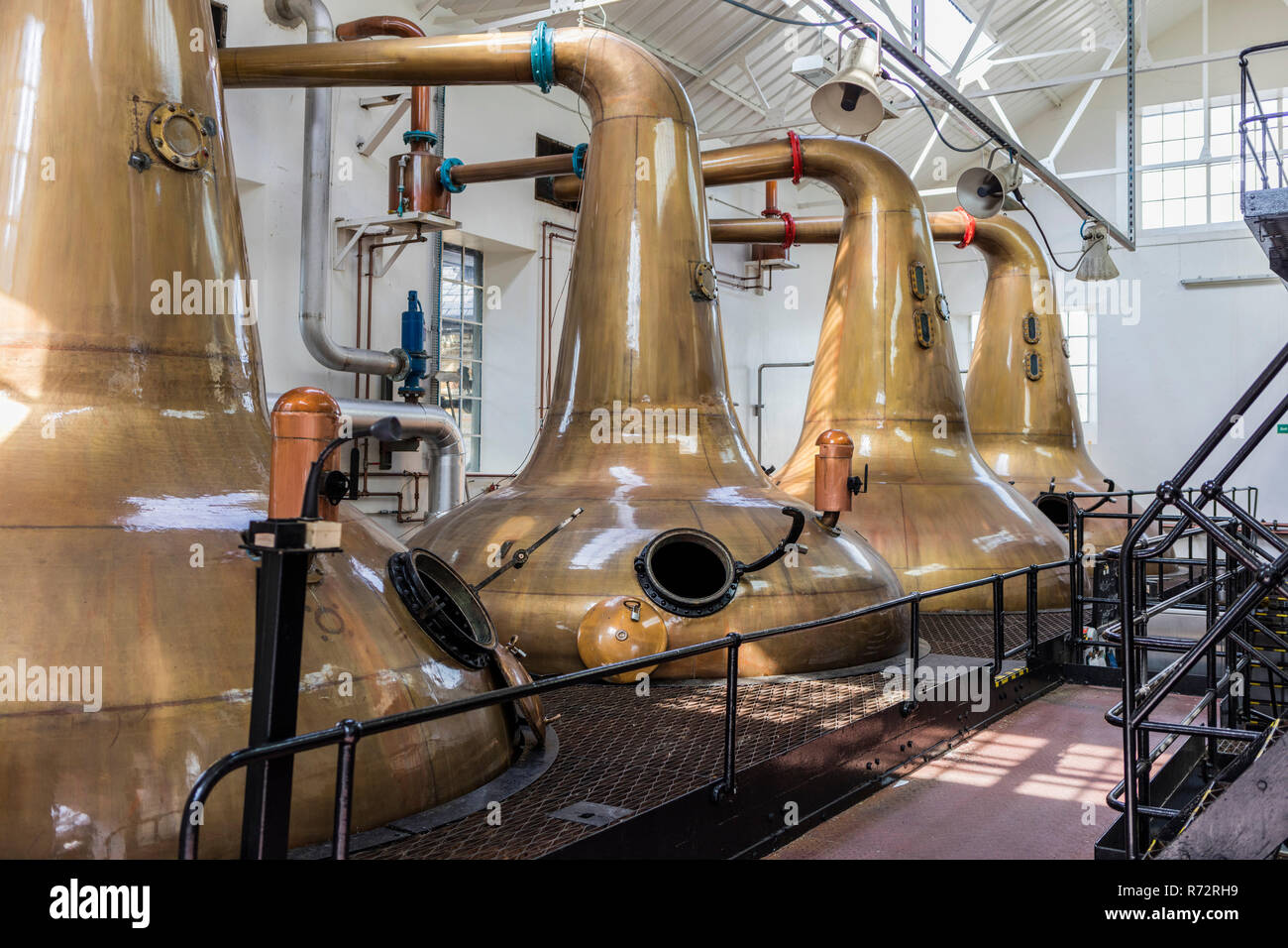 Highland park distillery house hi-res stock photography and images - Alamy