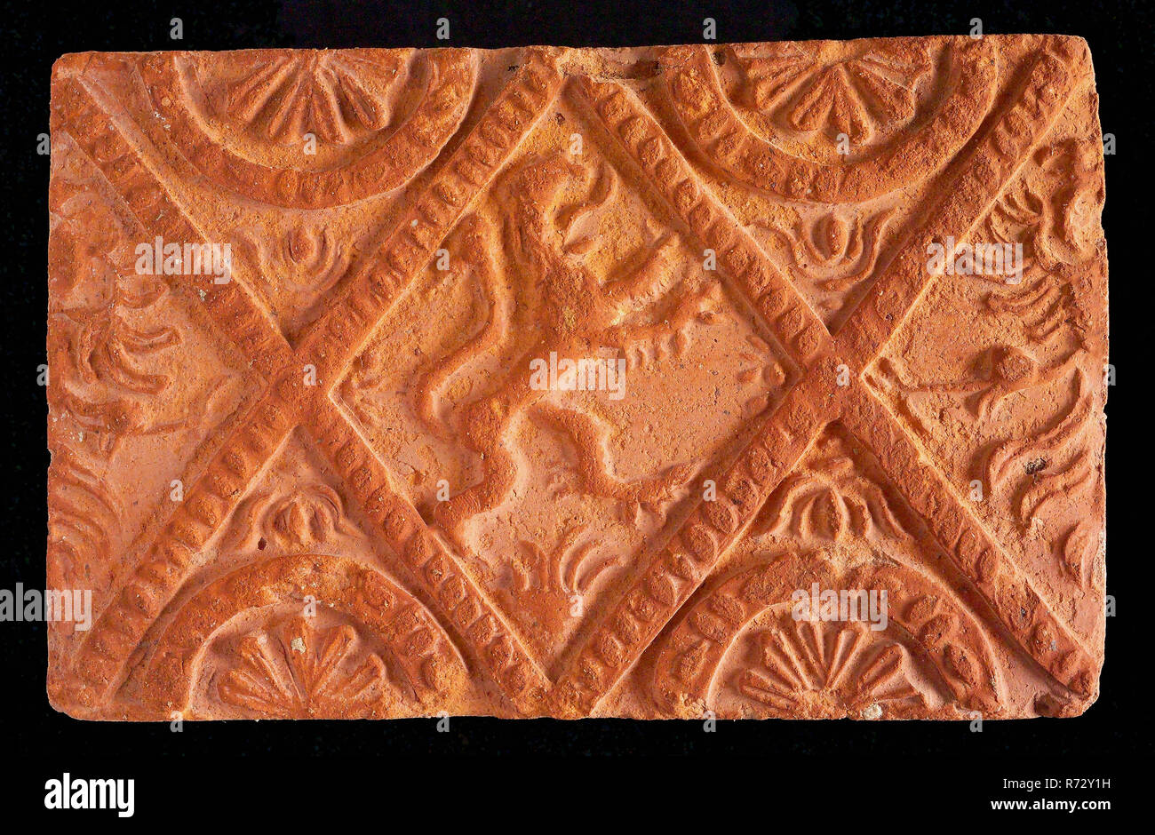 Lozenge windows hi-res stock photography and images - Alamy