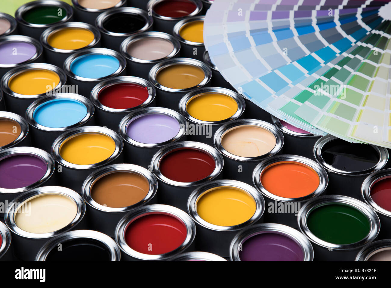 Color palette, can background Stock Photo - Alamy