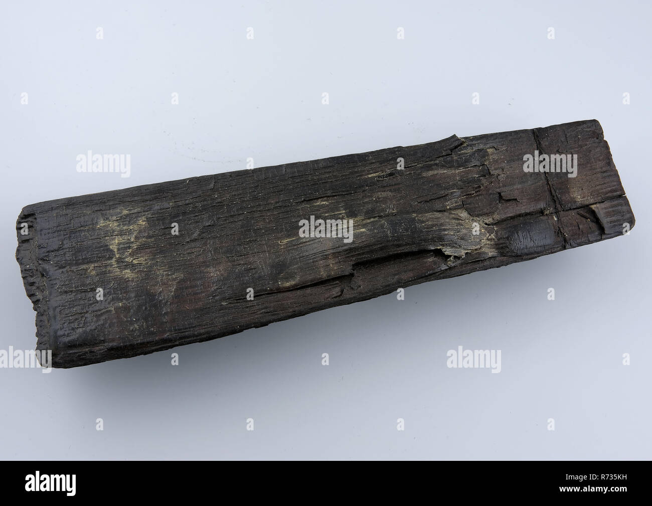 Tubular foundations hi-res stock photography and images - Alamy