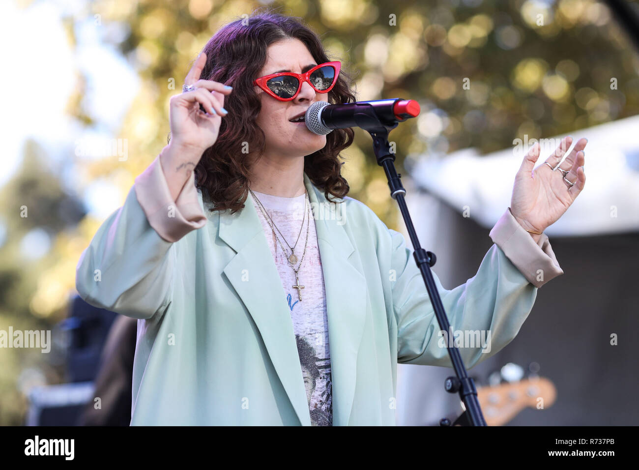 Cosentino singer hi-res stock photography and images - Alamy