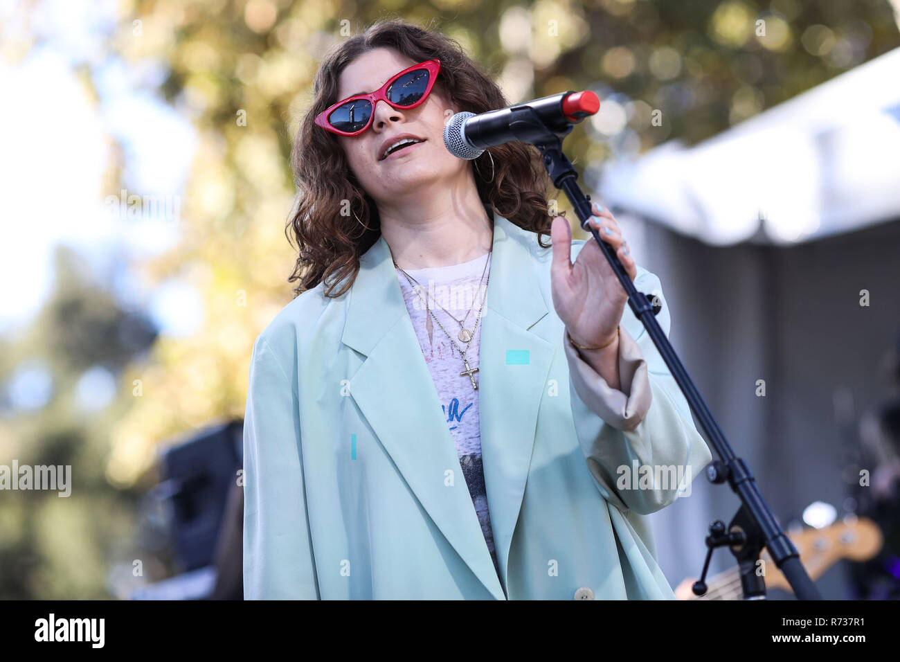 Cosentino singer hi-res stock photography and images - Alamy