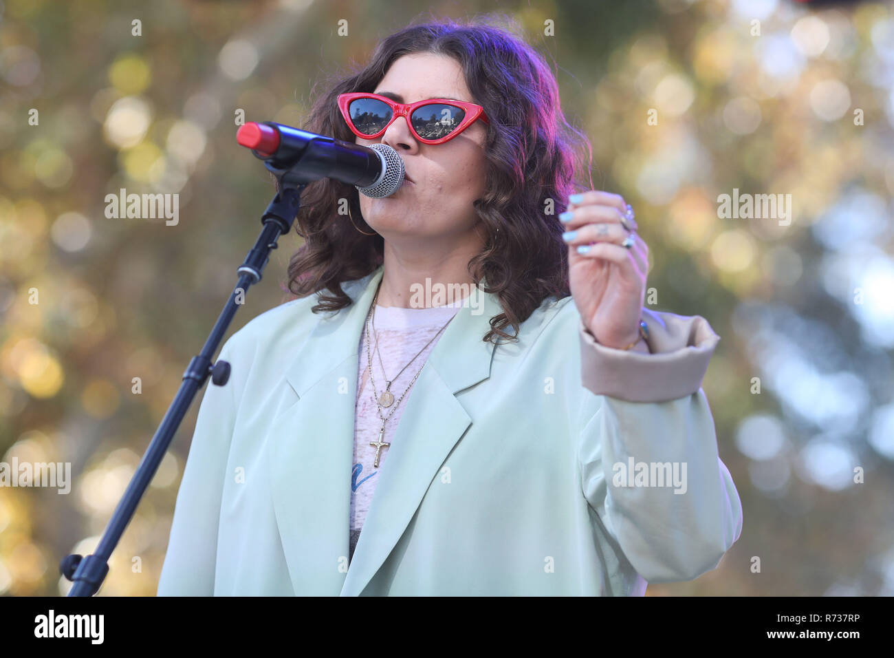 Cosentino singer hi-res stock photography and images - Alamy