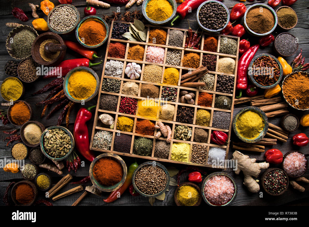 Assorted Spices in a wooden box Stock Photo - Alamy
