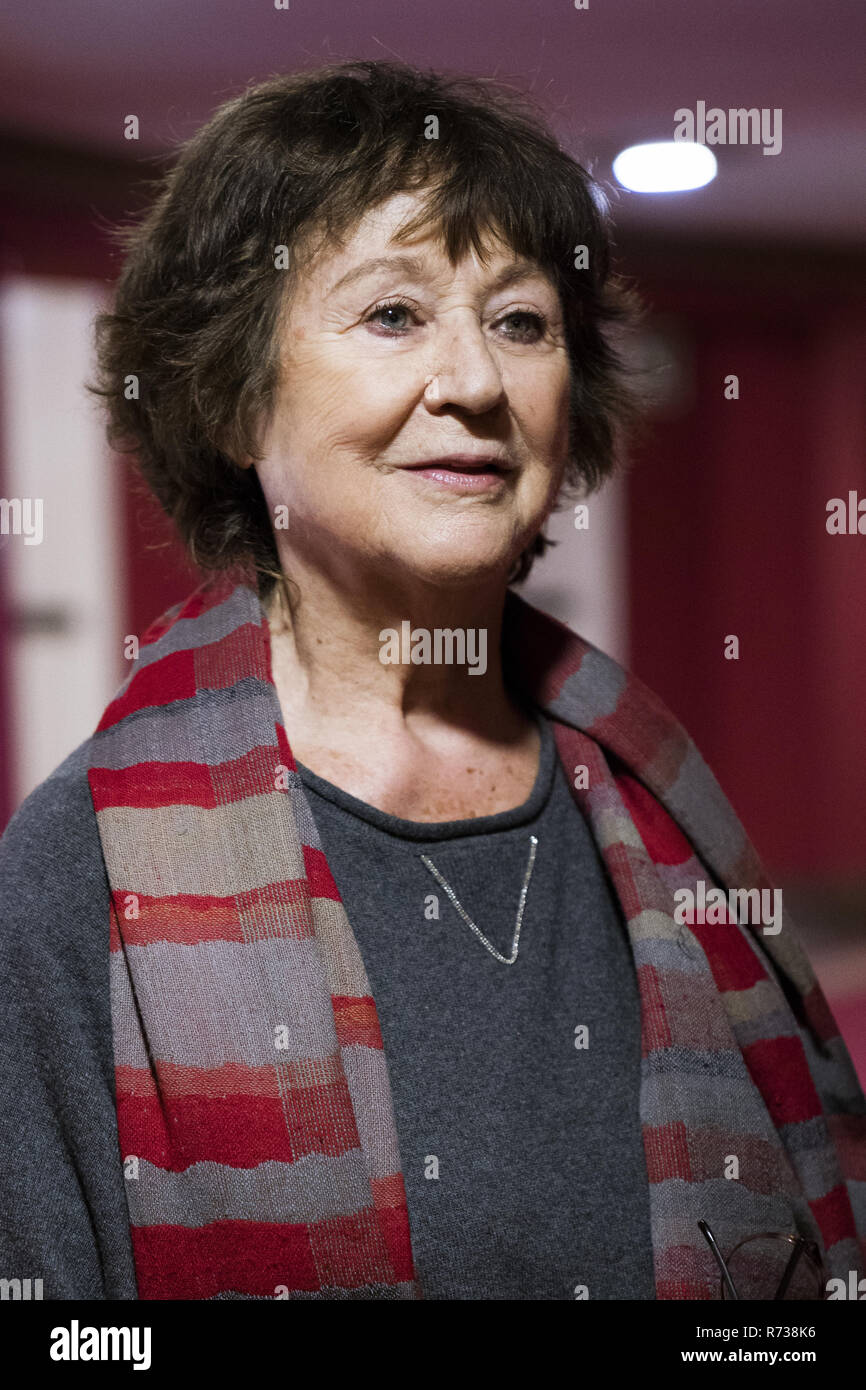 The actress julieta serrano poses during the session of portrait hi-res ...
