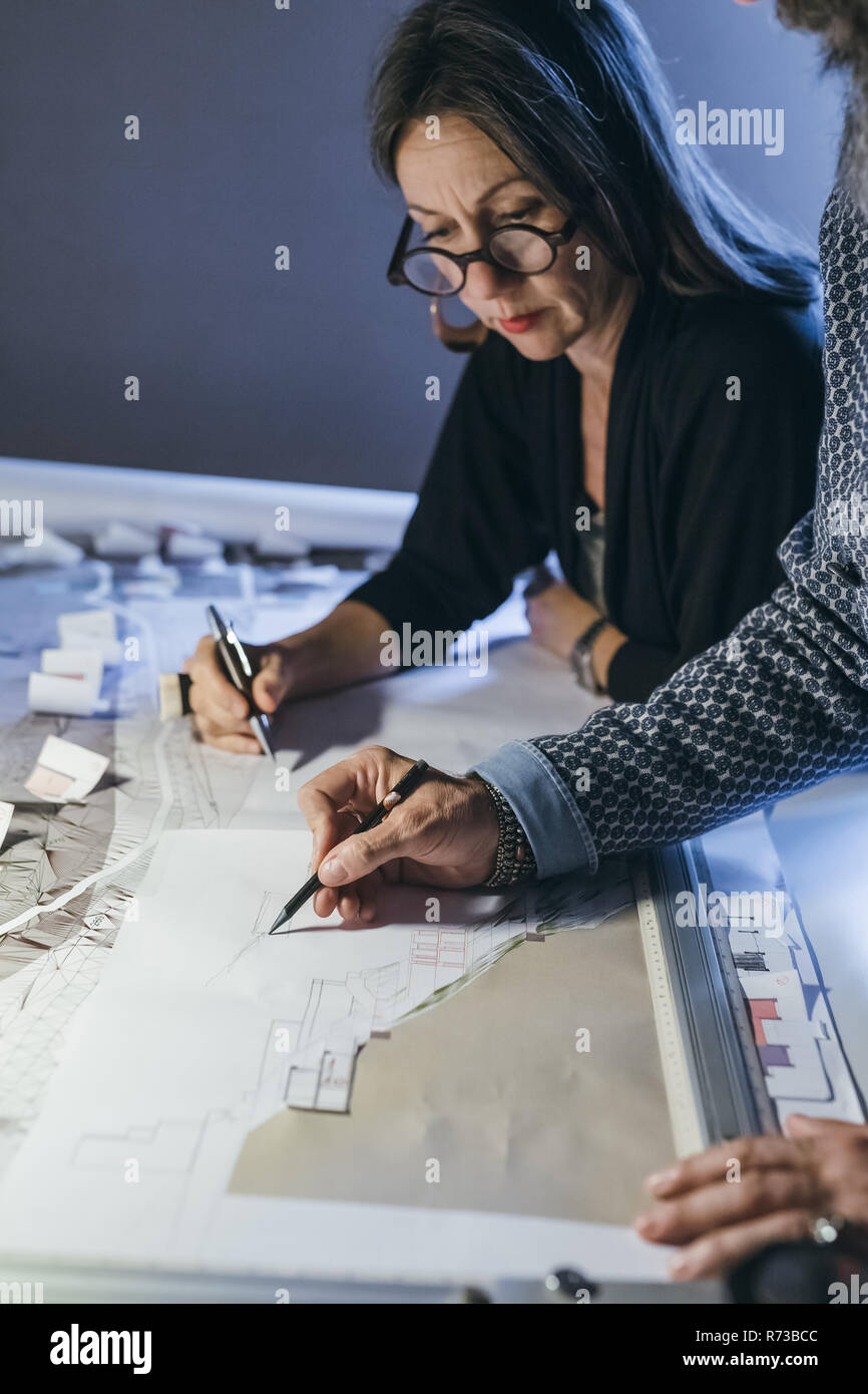 Hard working couple hi-res stock photography and images - Alamy