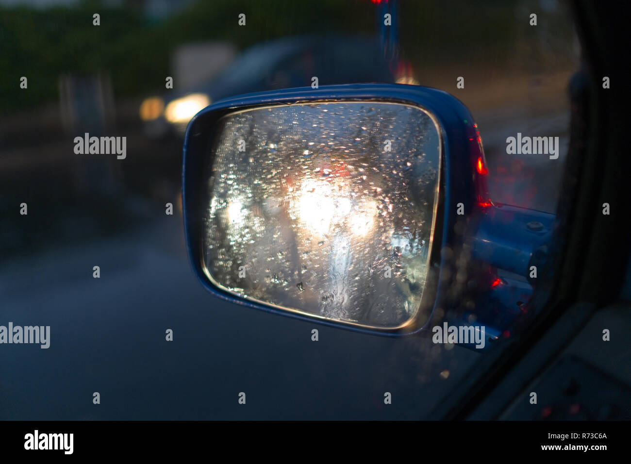 Vehicle headlights glare hi-res stock photography and images - Alamy