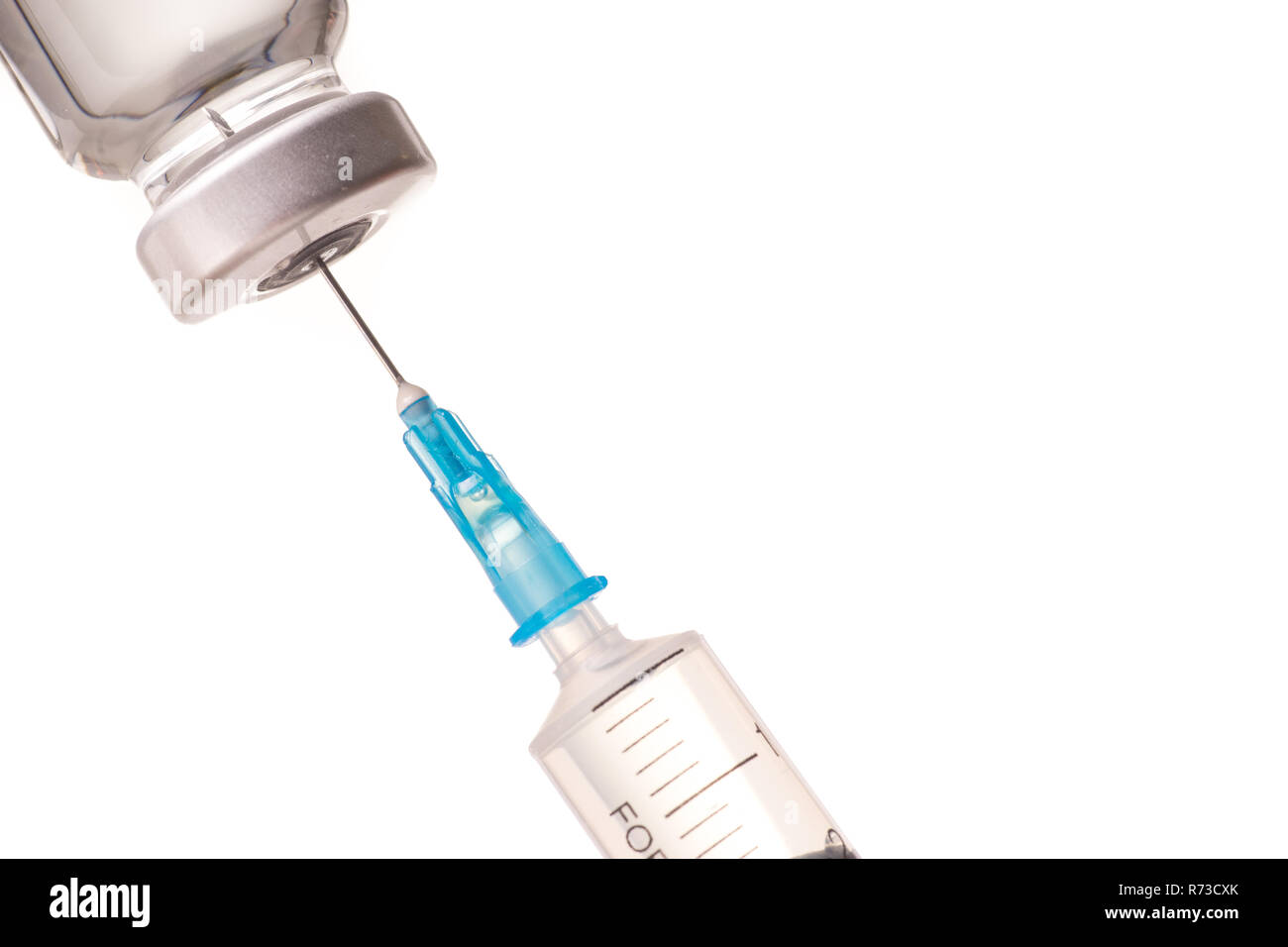 Medical syringe and vials Stock Photo - Alamy