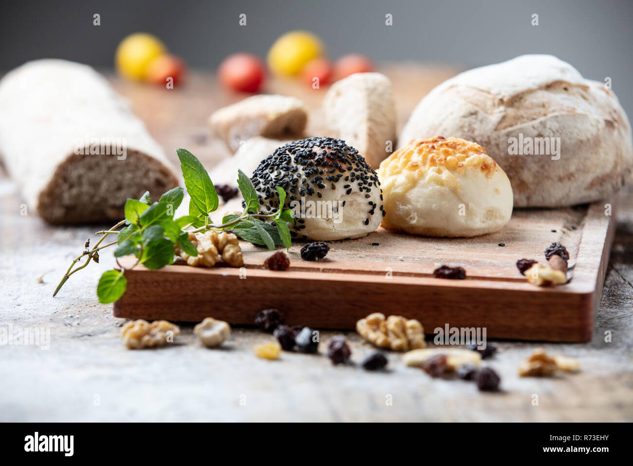 Group of bread rolls hi-res stock photography and images - Alamy