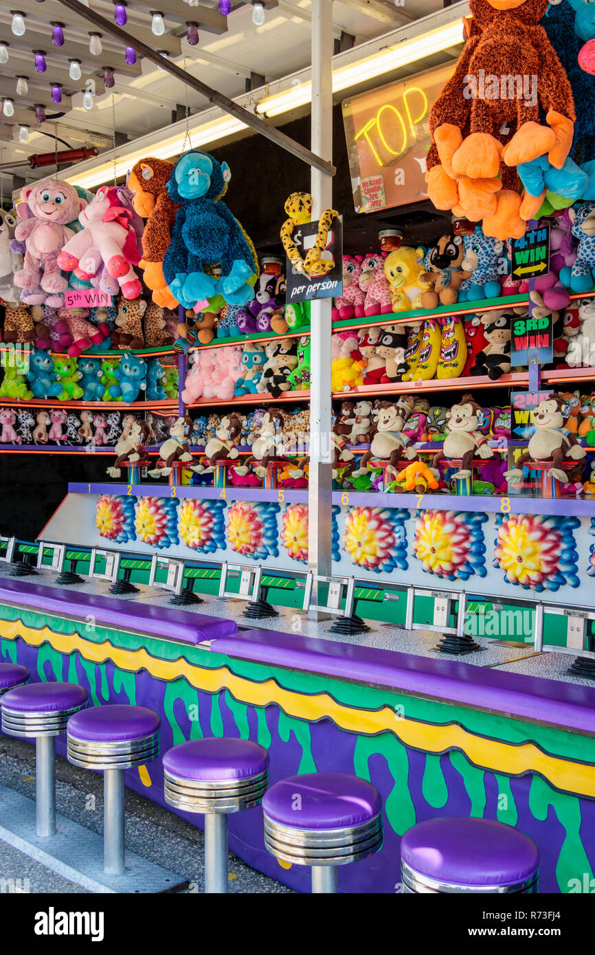 The Morris Stampede midway in Morris, Manitoba, Canada Stock Photo - Alamy