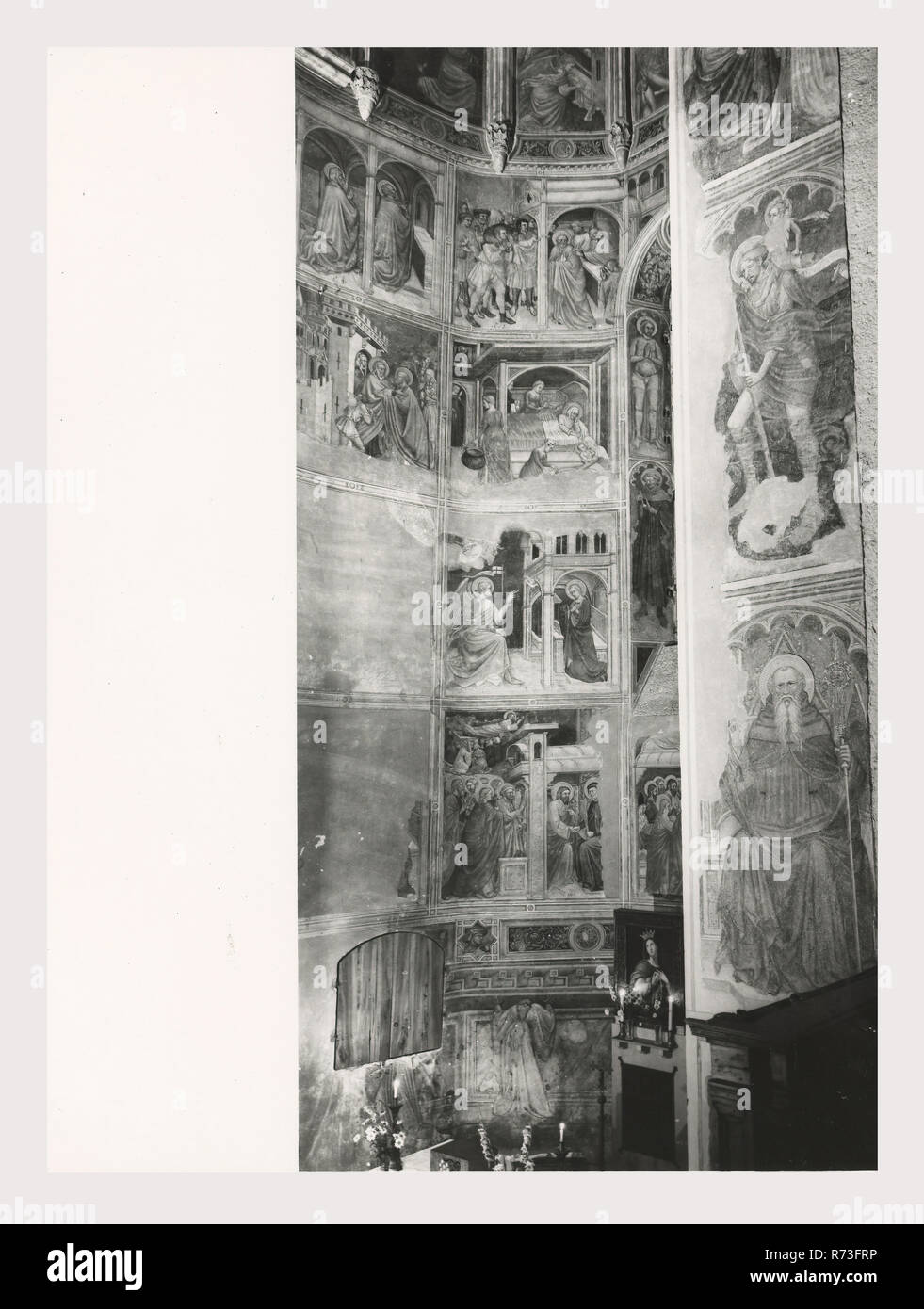 Apse chapel fresco cycles hi-res stock photography and images - Alamy