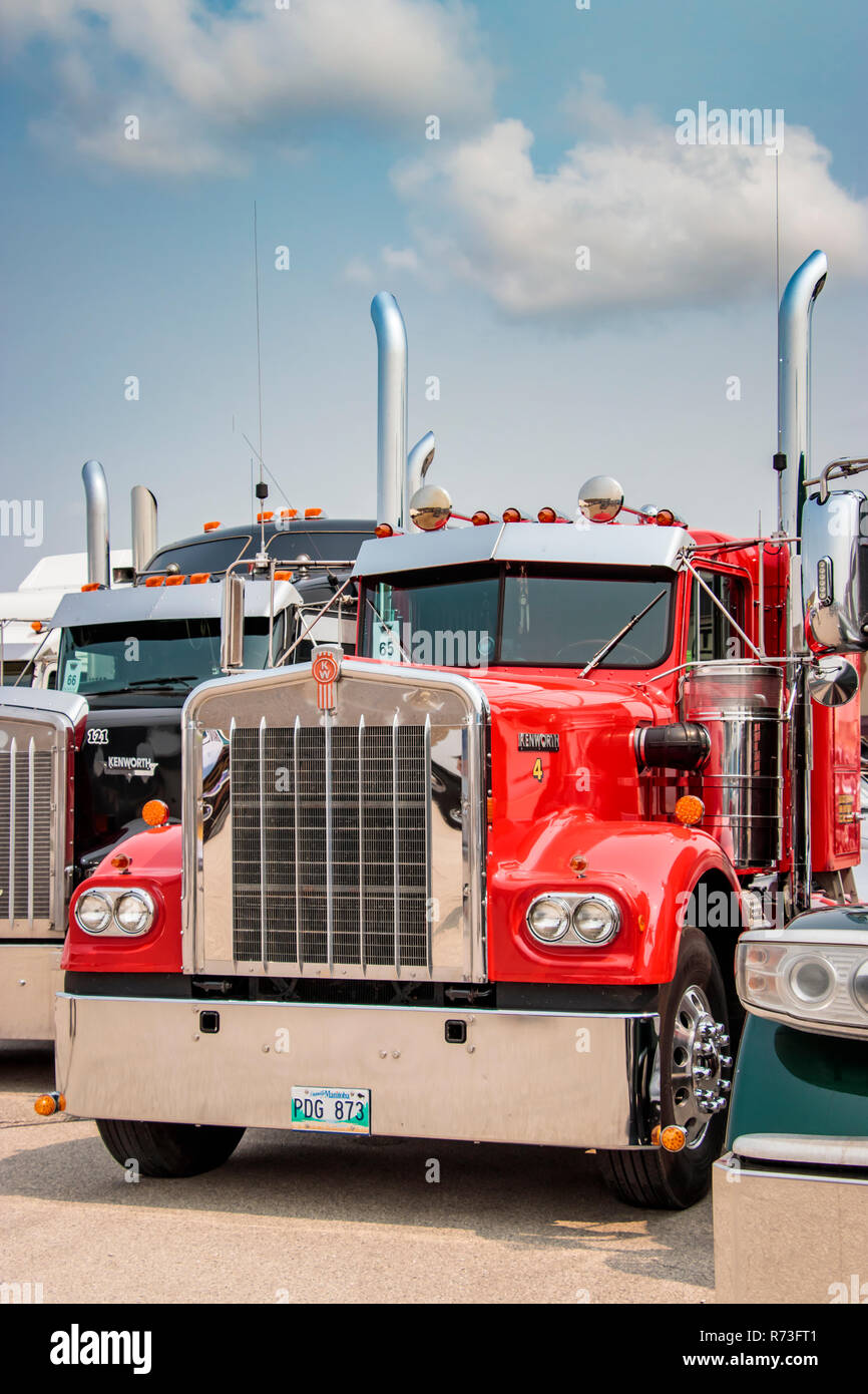 Trucking canada hi-res stock photography and images - Alamy