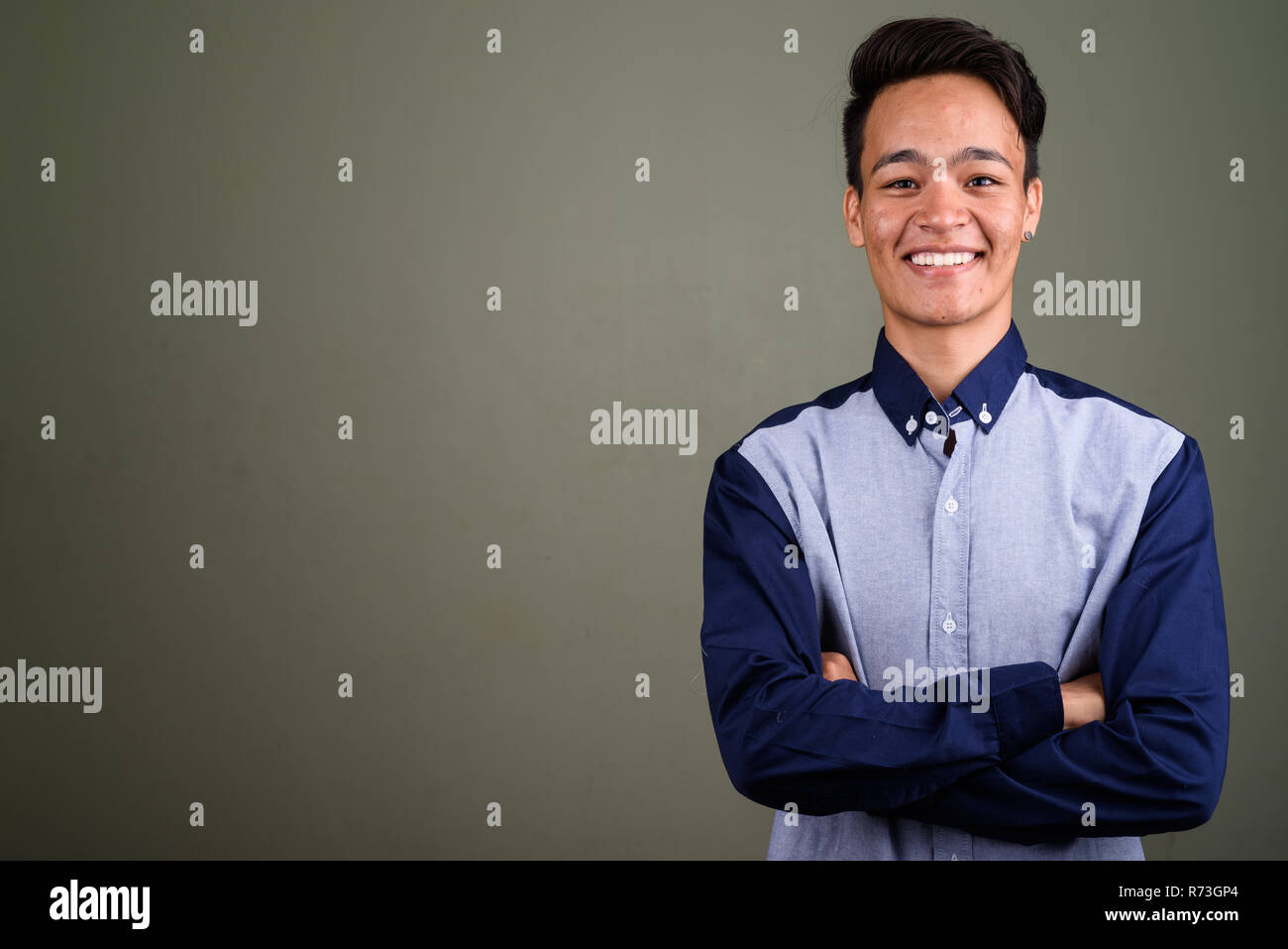 Smart indian man hi-res stock photography and images - Alamy